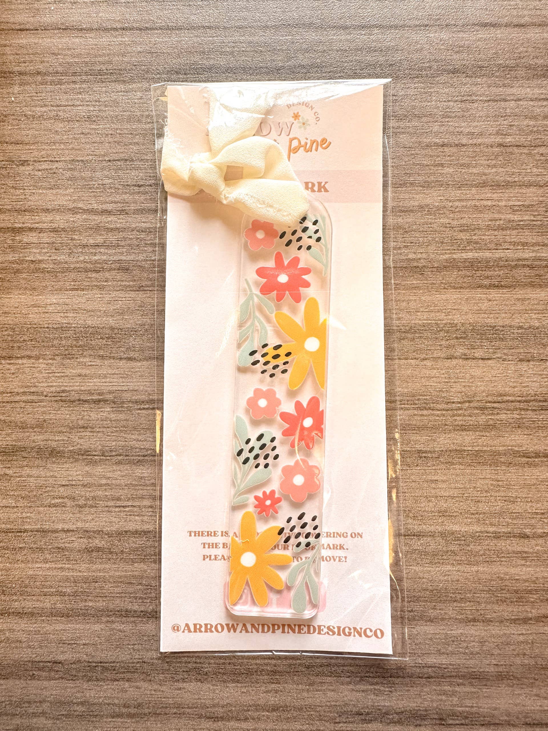 Wholesale bookmark display for your store