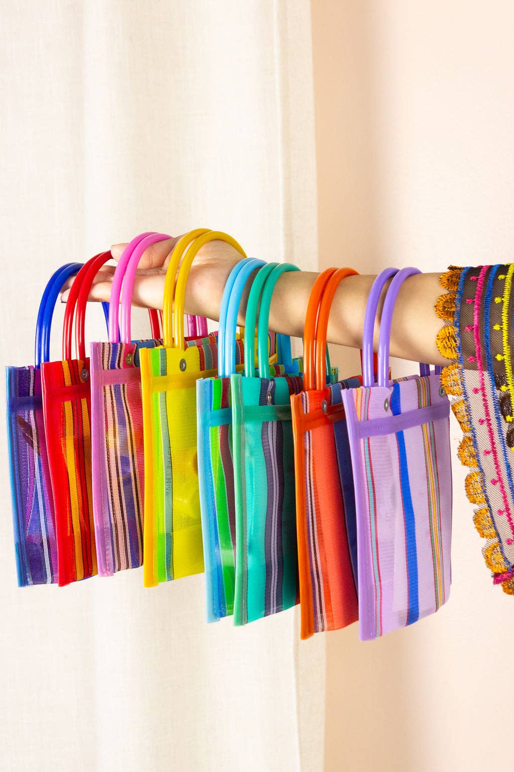 Wholesale Mercadito Craft Kit: Ceramic Heart for your store - Faire