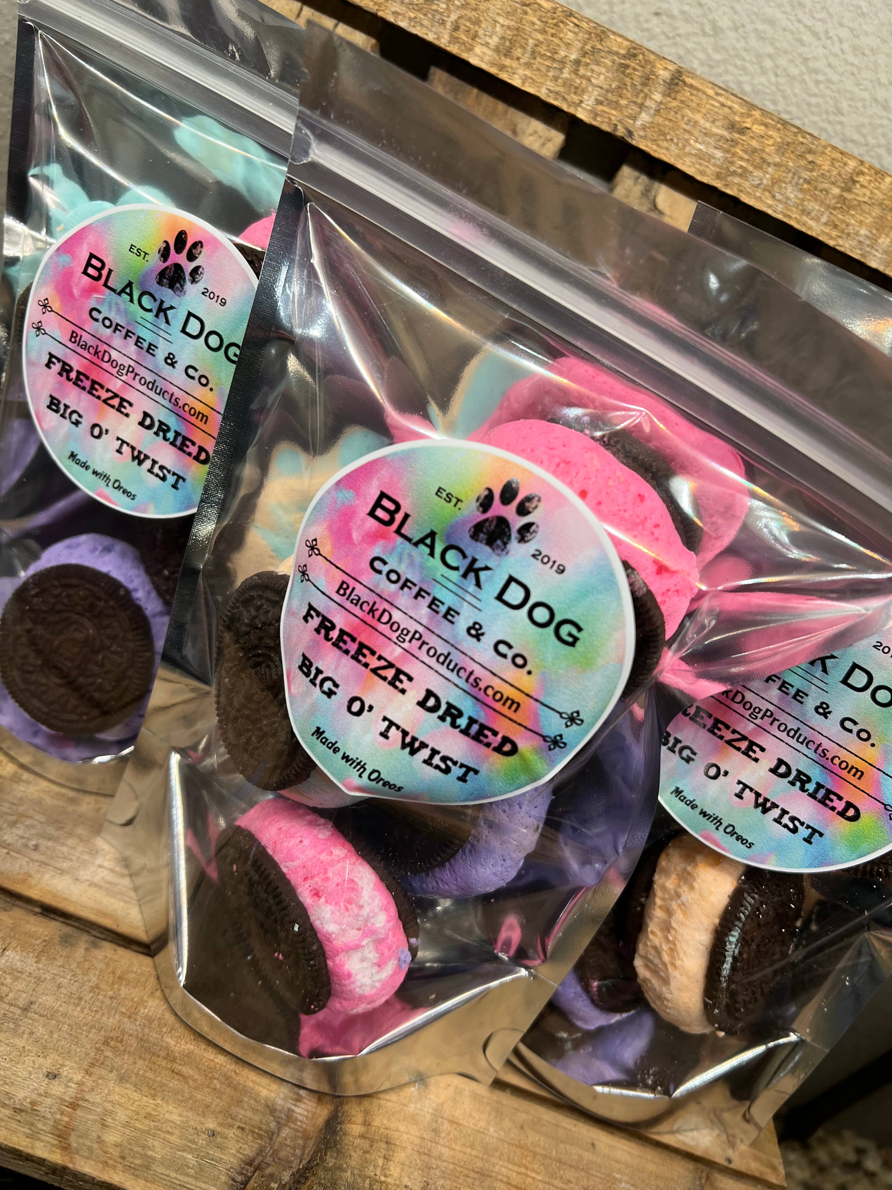 Wholesale Freeze Dried Big O’ Twist | Oreos for your store - Faire