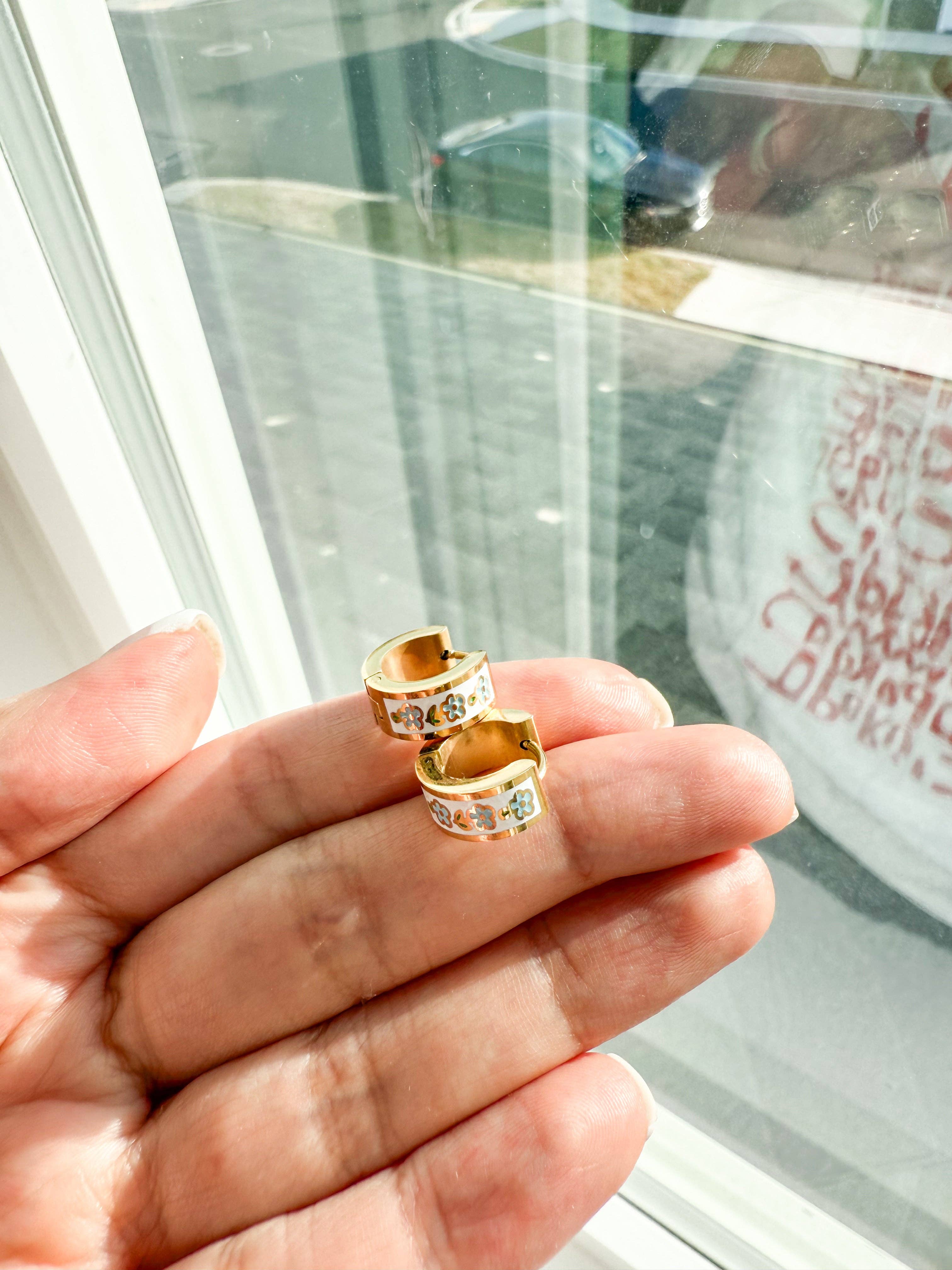 Wholesale Forget me not SS hoops for your store - Faire