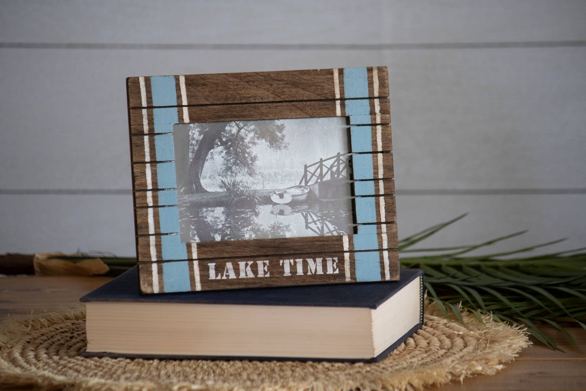 Purchase Wholesale lake frame. Free Returns & Net 60 Terms on Faire.com