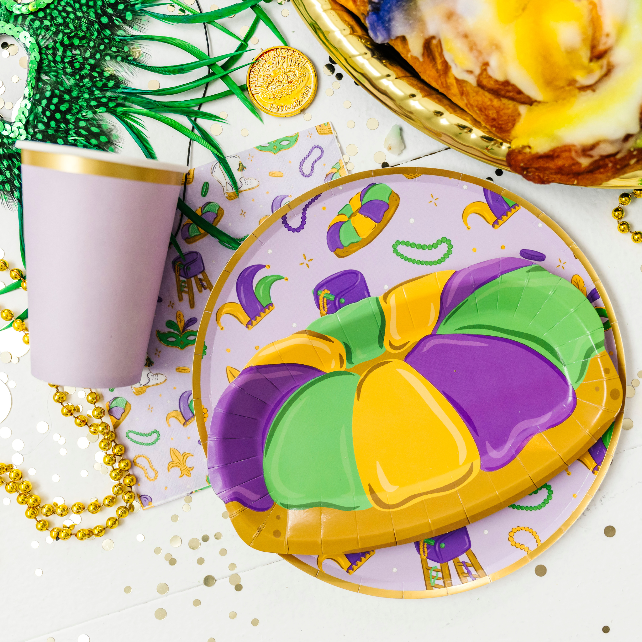 Wholesale King Cake Party Cup for your store - Faire