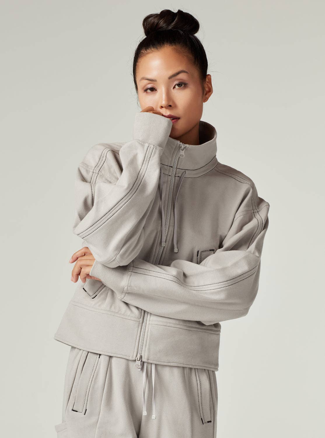 Wholesale women's premium clothing & apparel for your store