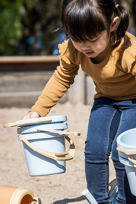 Wholesale Dantoy BIO Sand & Garden Set Sustainable Bioplastic Playset ...