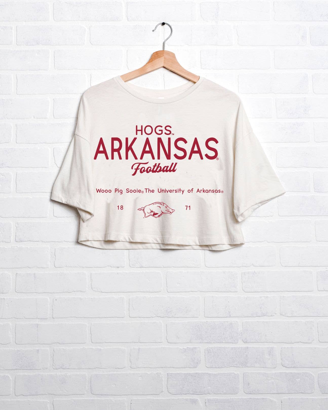Wholesale Arkansas Razorbacks Shot Off Off White Cropped Tee for your ...