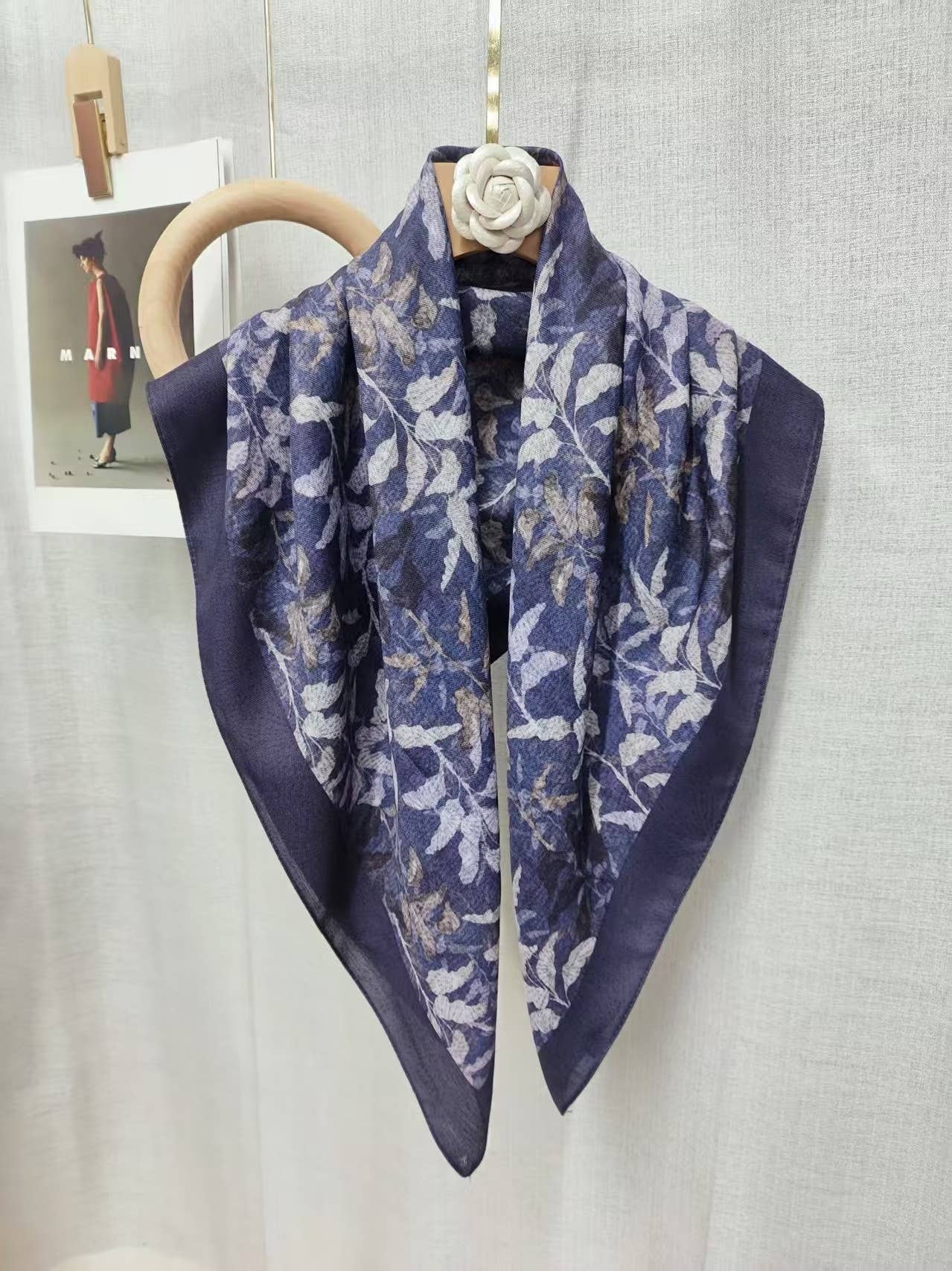 Wholesale S25270 Botanical Mix Polyester Square Scarf for your store ...