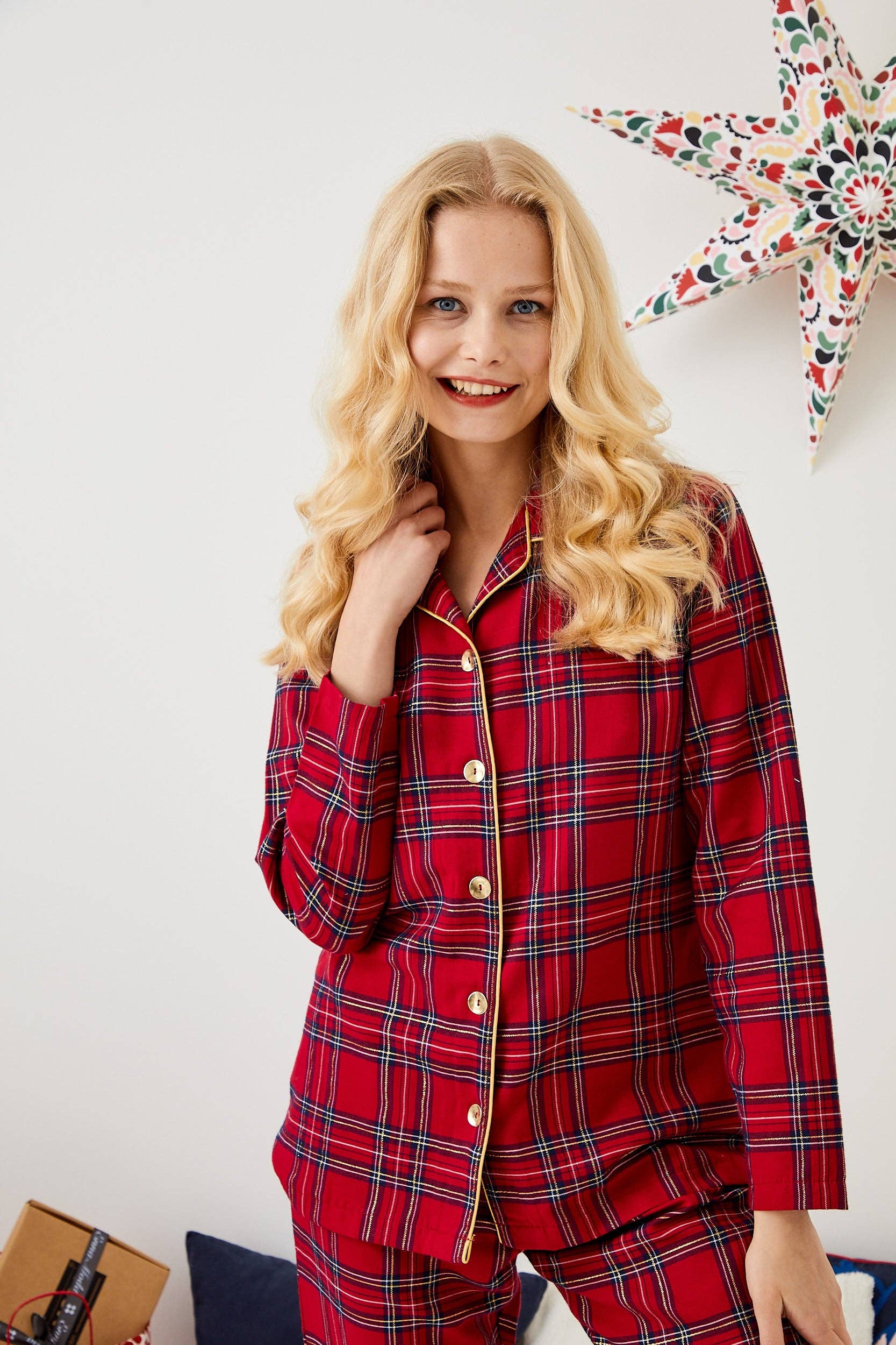 ENNA MODA wholesale products