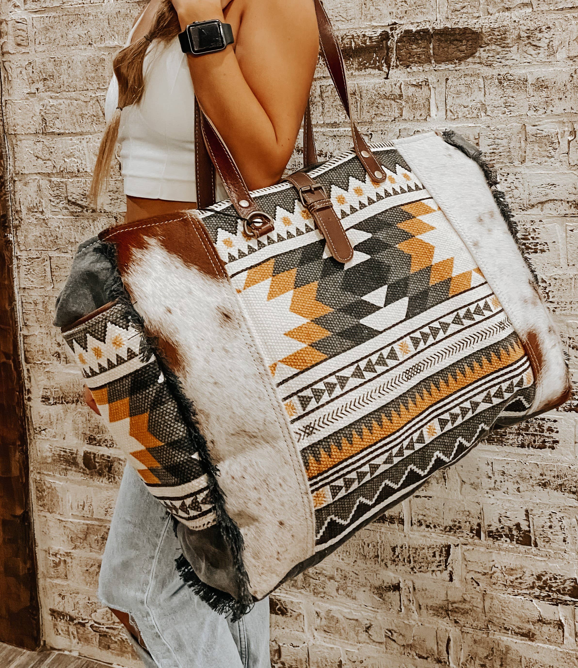 Texas Western Cowhide Bags and More wholesale products