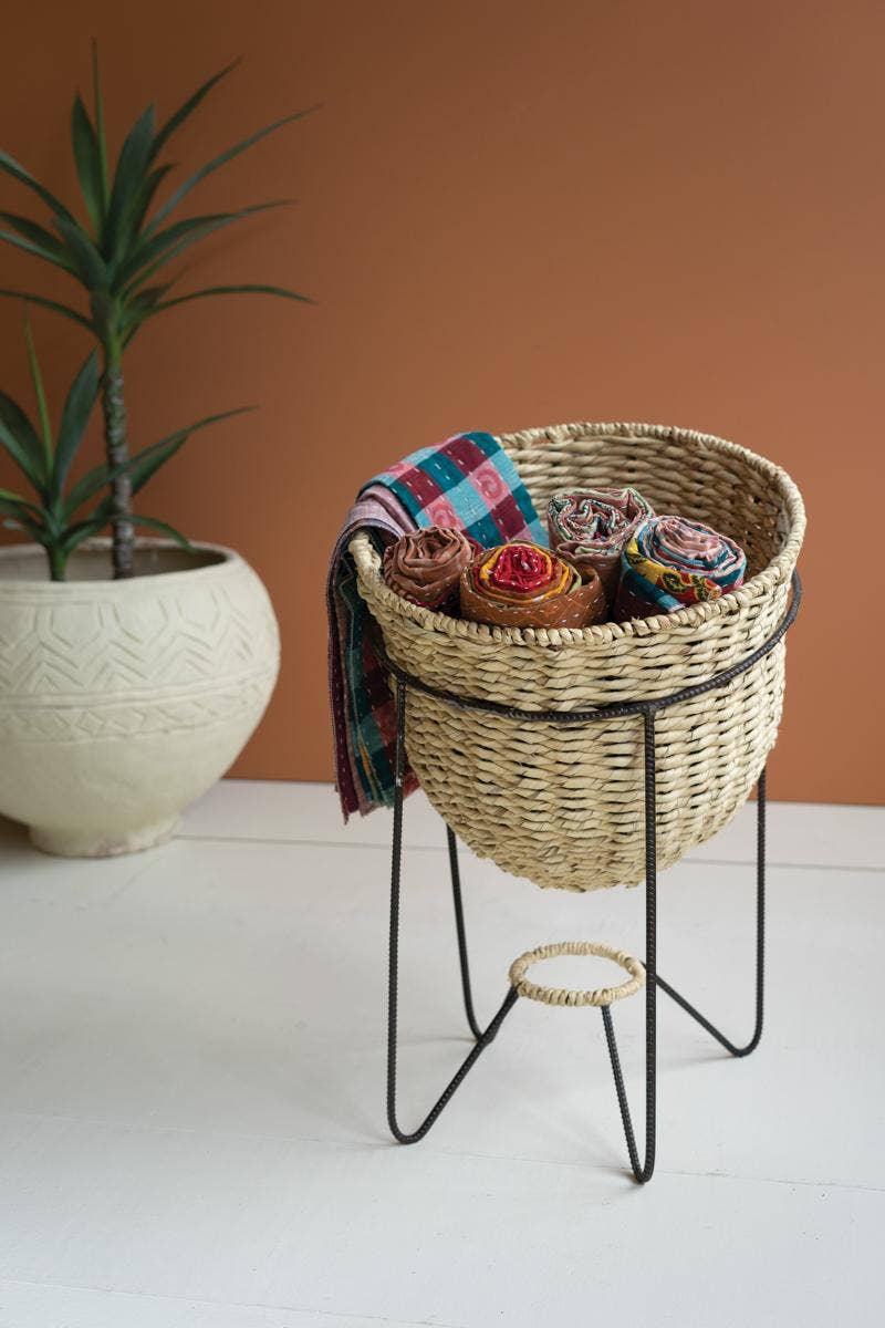 Wholesale baskets & boxes for your store