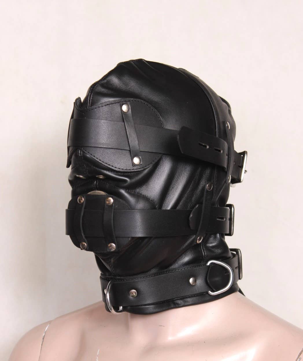 Wholesale Sensory Deprivation Mask Leather Bondage Hood with Gag for ...