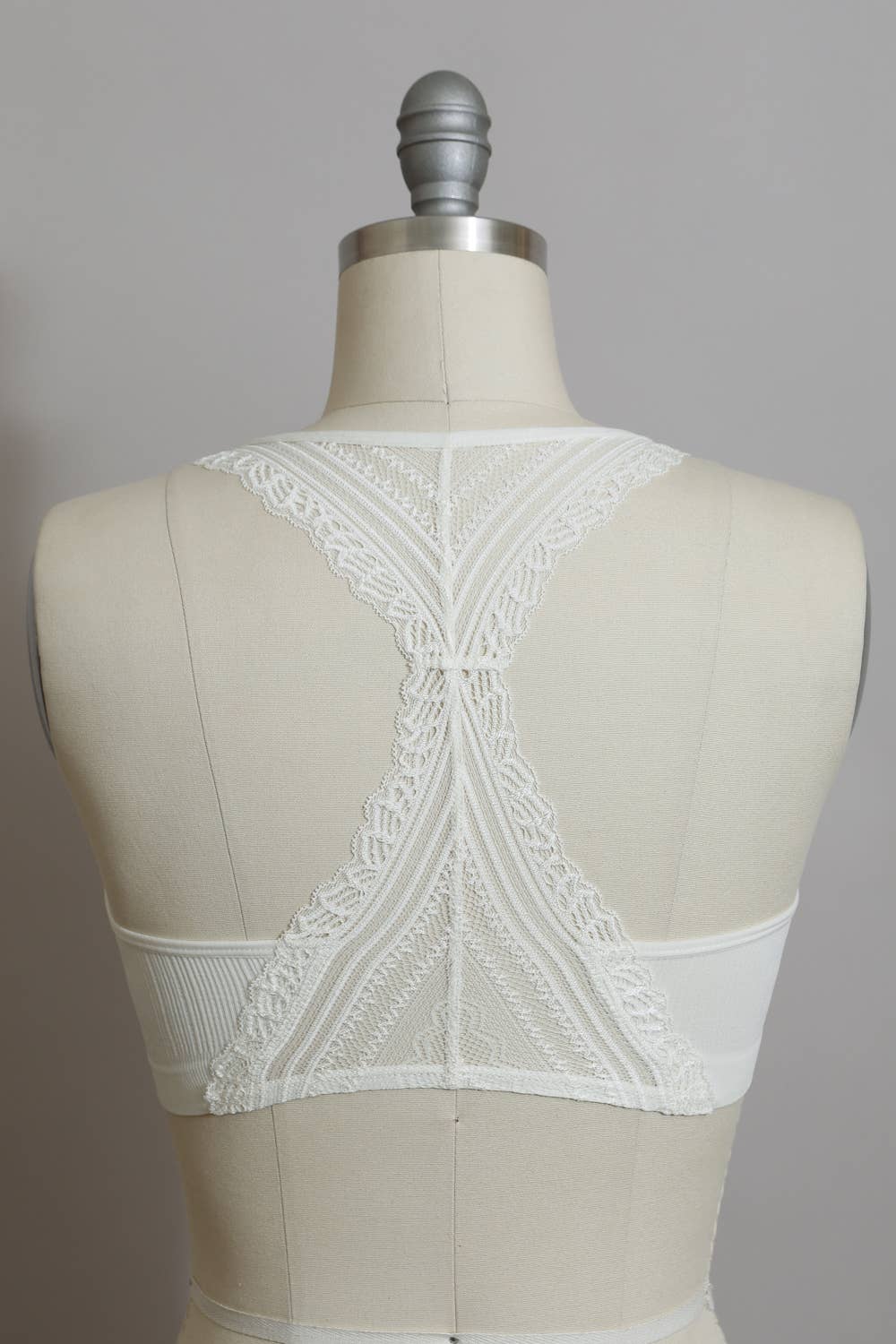 Seamless Front Lace Racerback Bralette | Faire.com