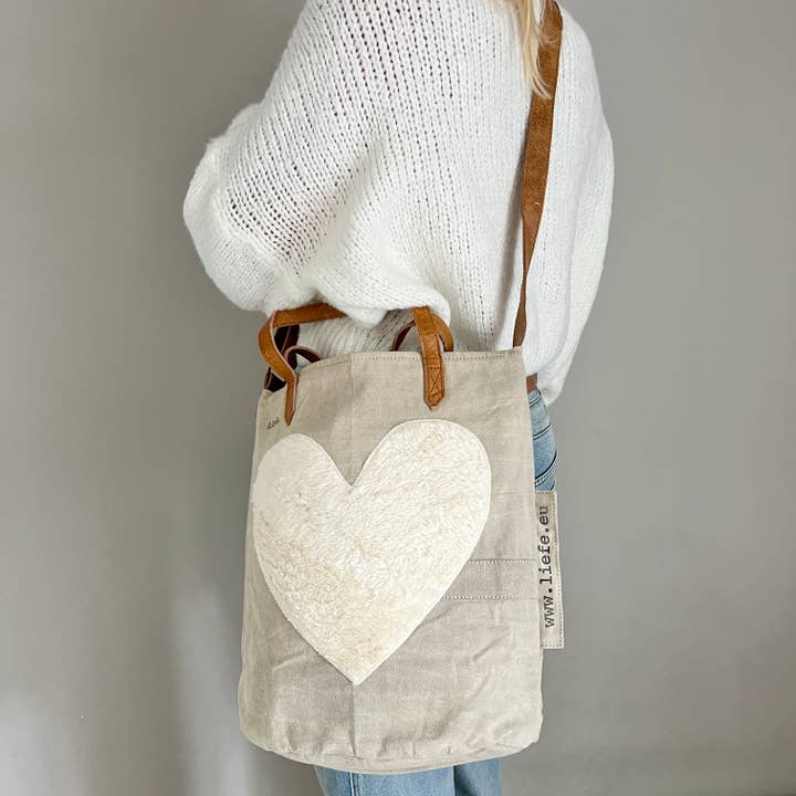 Wholesale heart bag for your store Wholesale heart bag for your store