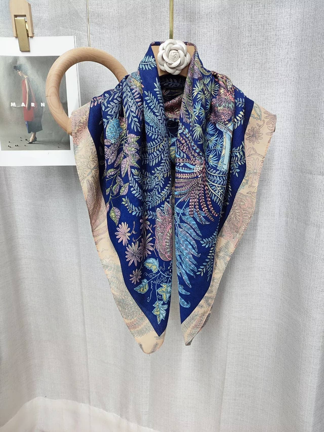 Wholesale S25270 Botanical Mix Polyester Square Scarf for your store ...