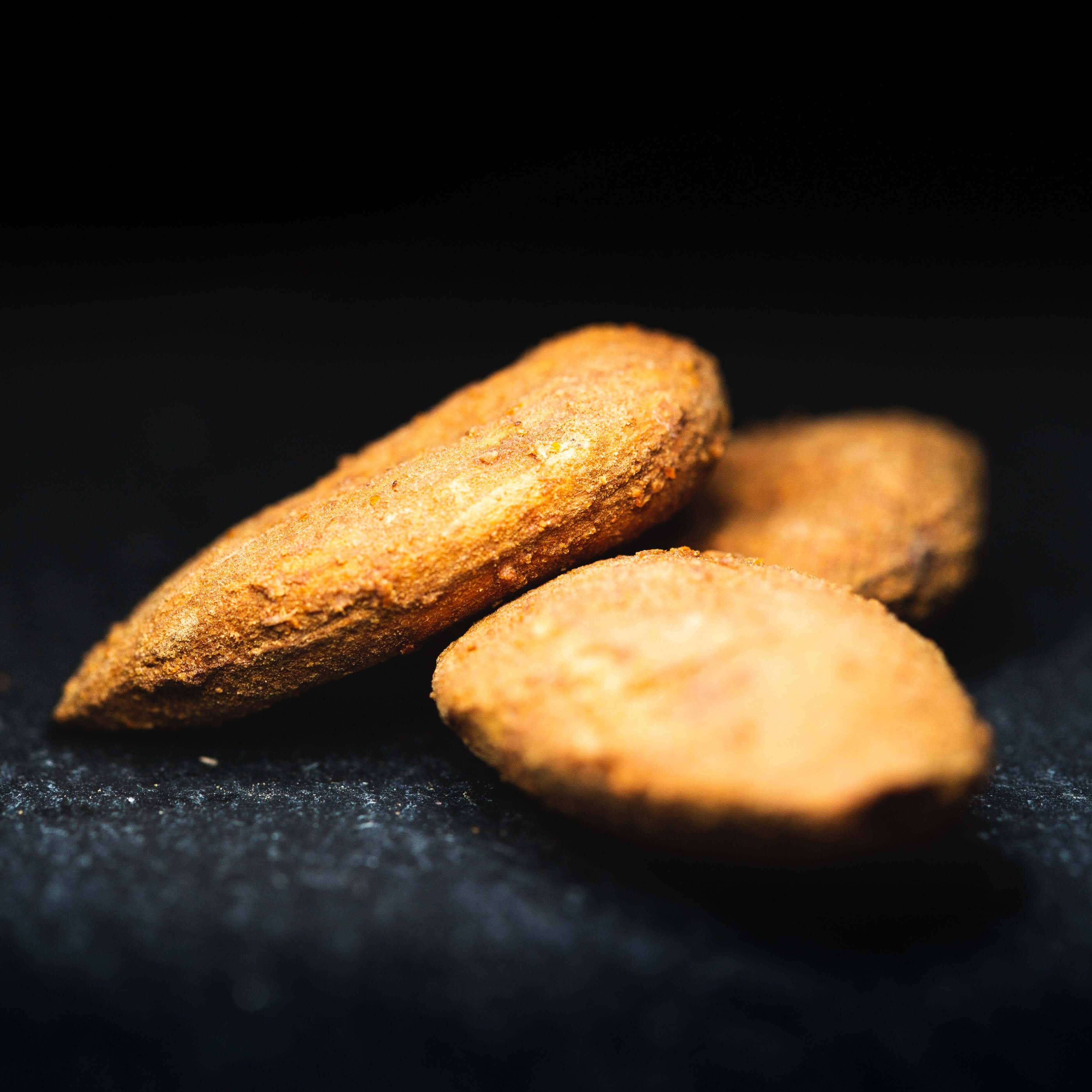 Wholesale Aktivierte Bio Tamari Mandeln for your store - Faire