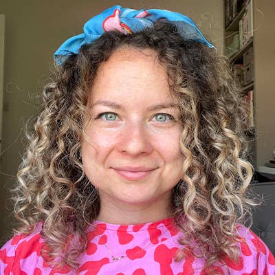 Curly Cloud Studio wholesale products