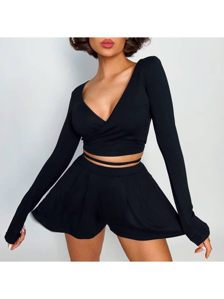 Wholesale Sweetkama Deep V Neck Short Top Loose Shorts Ladies Set For