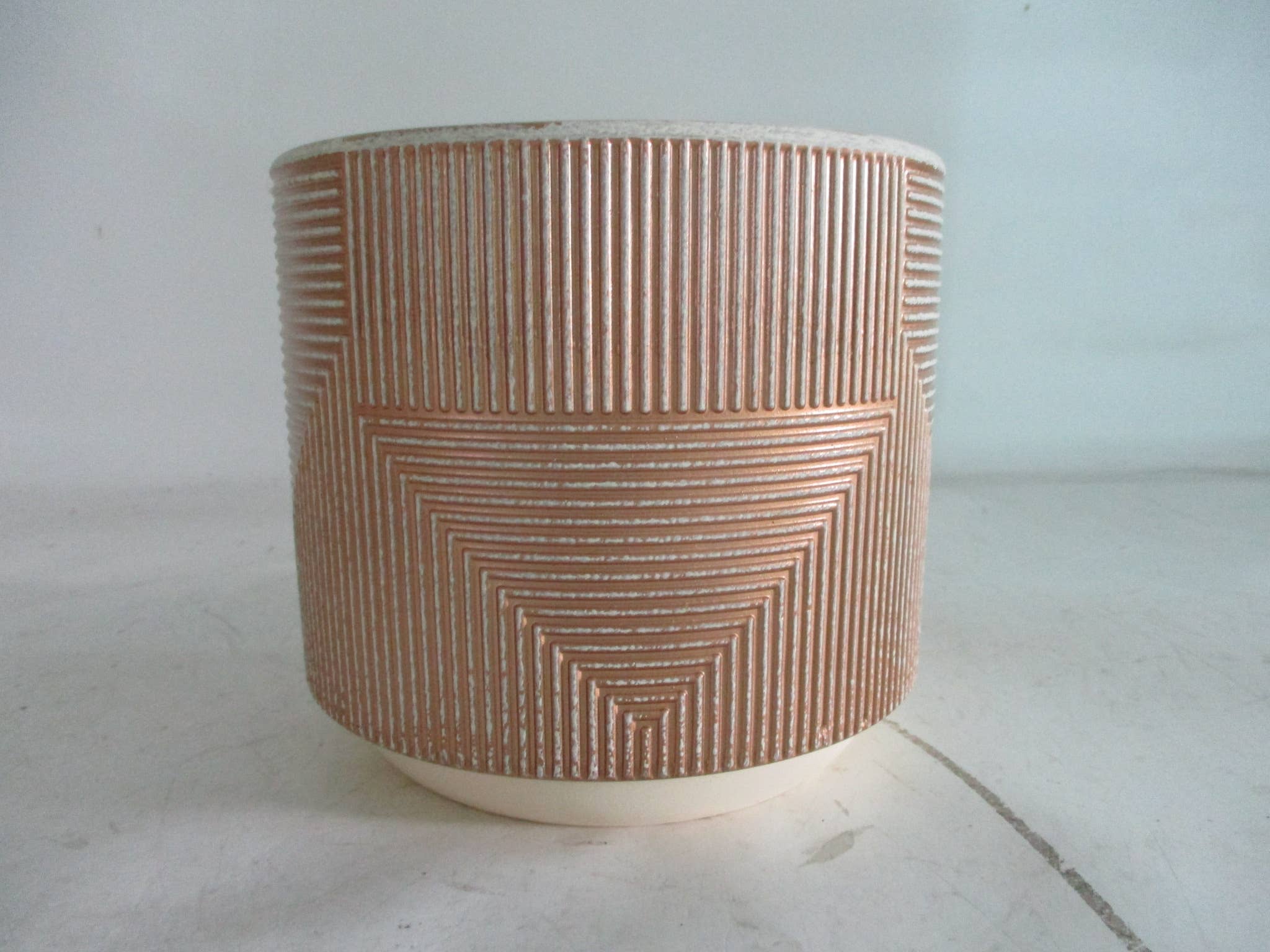 Wholesale METALIC GROOVES PLANTER 6.69" NESTED WITH 80306 for your store - Faire